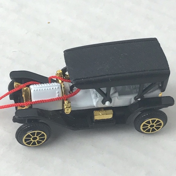 Holiday | Nwot Readers Digest Vintage Miniature 35 1910 Toy Model T ...